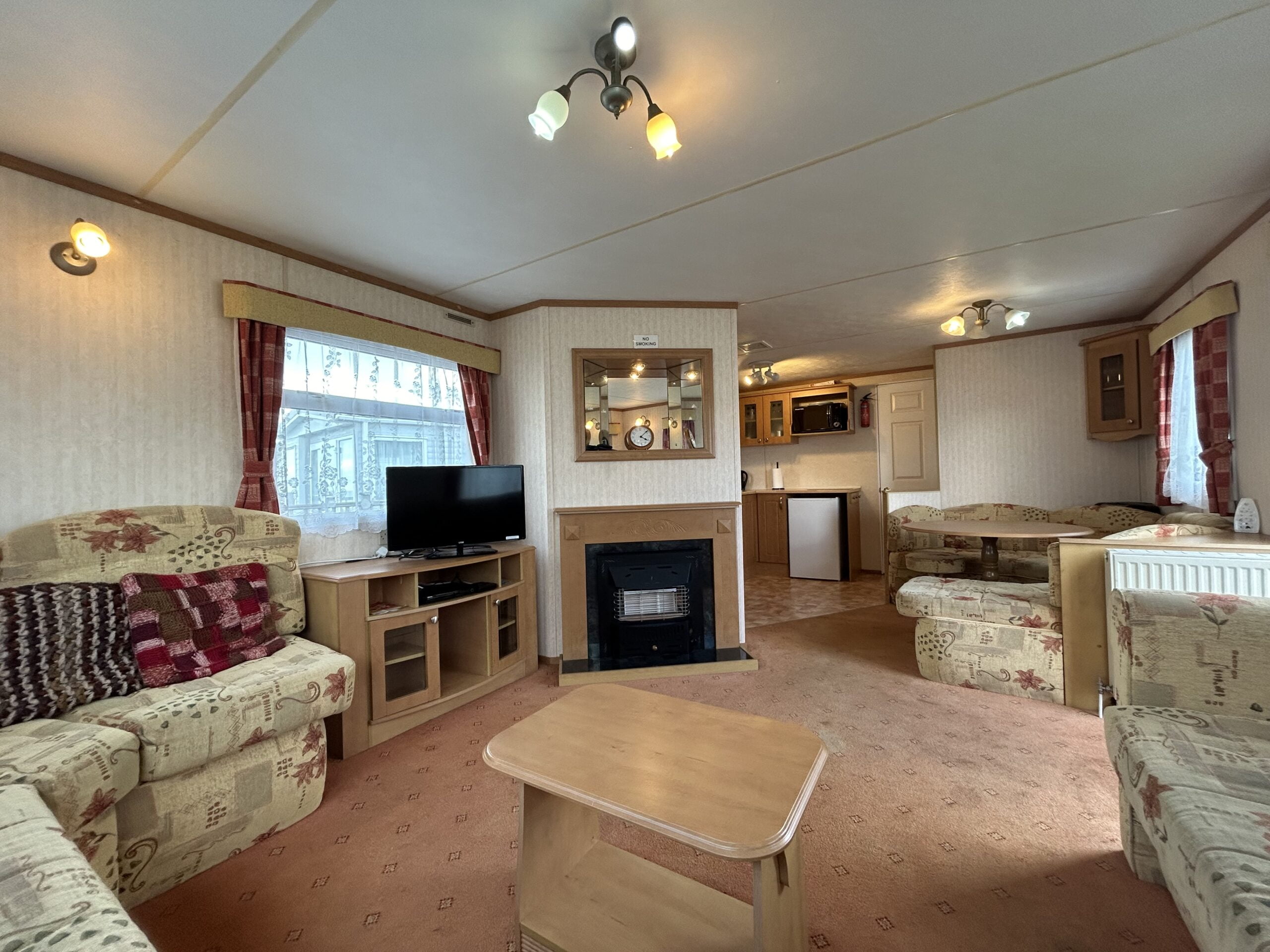 ABI Brisbane 35ft x 12ft 2 bedroom 2004 - Ultimate Caravan Trader